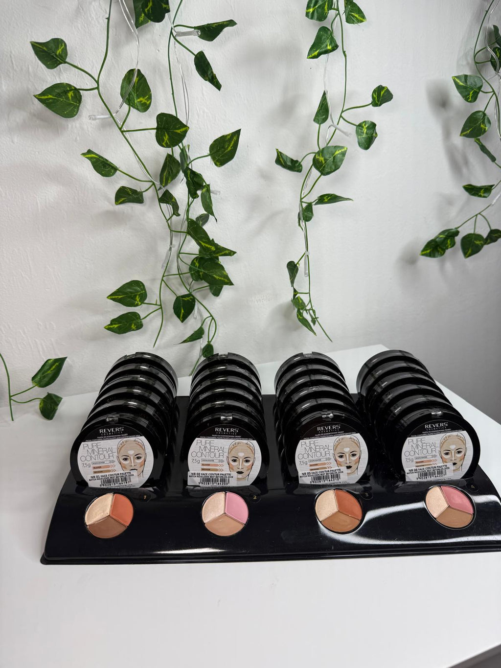 Pure Mineral Contour Pallet 3 in ! – Elite Elegance Cosmetic's